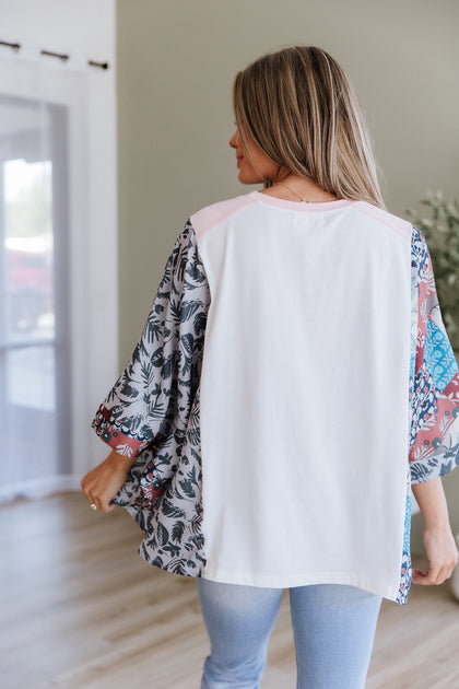 SALE - Magnolia Patchwork Sleeve Graphic Top – Liam & Company