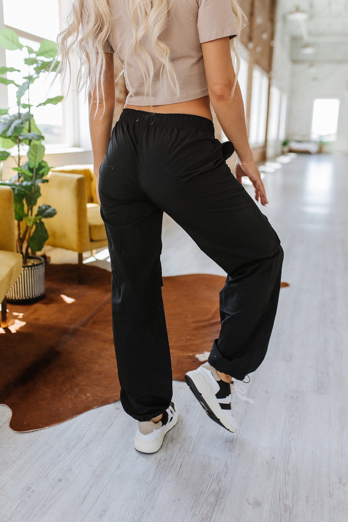 Petra Parachute Pants | Parachute Pants | Pants For Women – Liam & Company