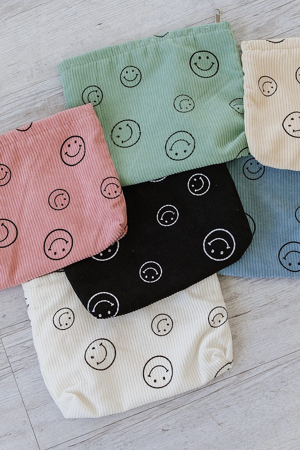 Smiley Cosmetic Bag – Liam & Company